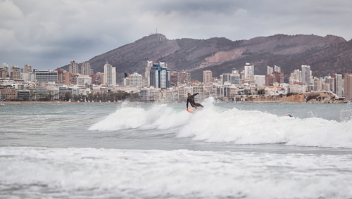 Derecha De La Cala Surf Forecast And Surf Reports Valencia Spain