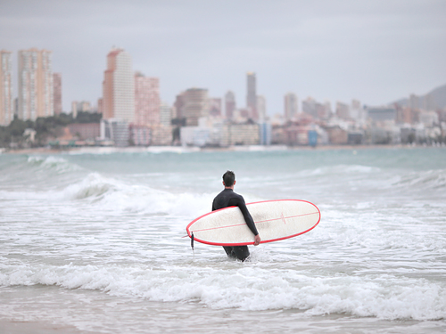 Derecha De La Cala Surf Forecast And Surf Reports Valencia Spain