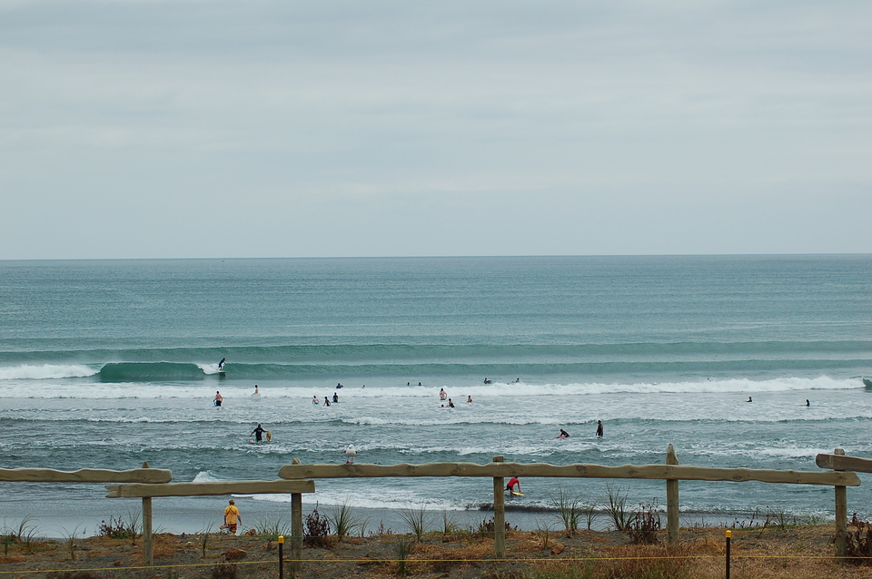 Port Waikato-Sunset beach Surf Photo by jason hogg | 3:03 am 4 Feb 2012